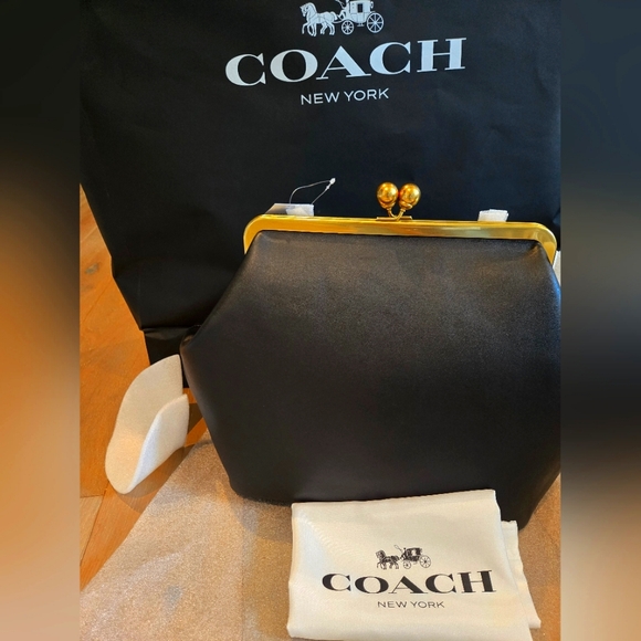 Coach | Bags | Coach 225 Large Kisslock Frame Bag With Shoulder Strap ...